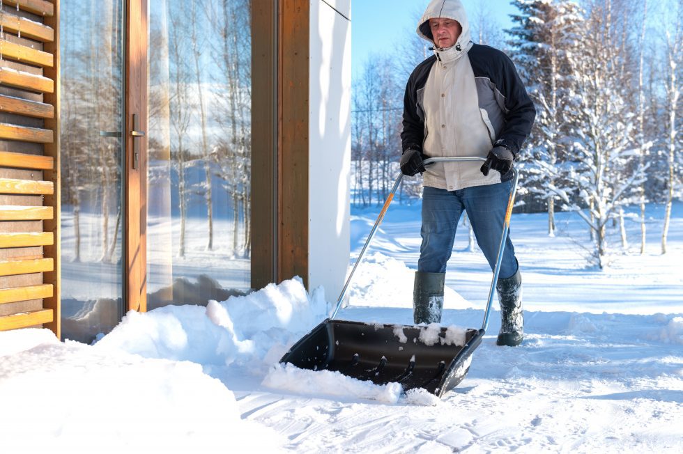 Guide to Different Types of Snow Shovels - Comparison